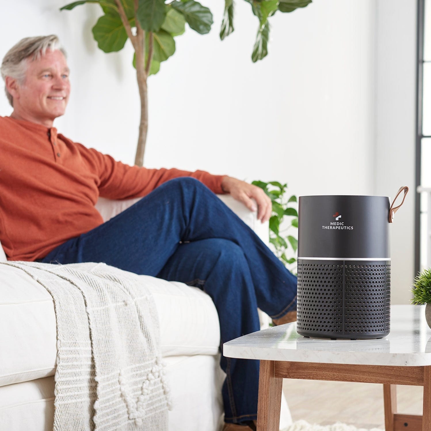Compact Air Purifier w/ Activated Carbon Filtration — Medic Therapeutics