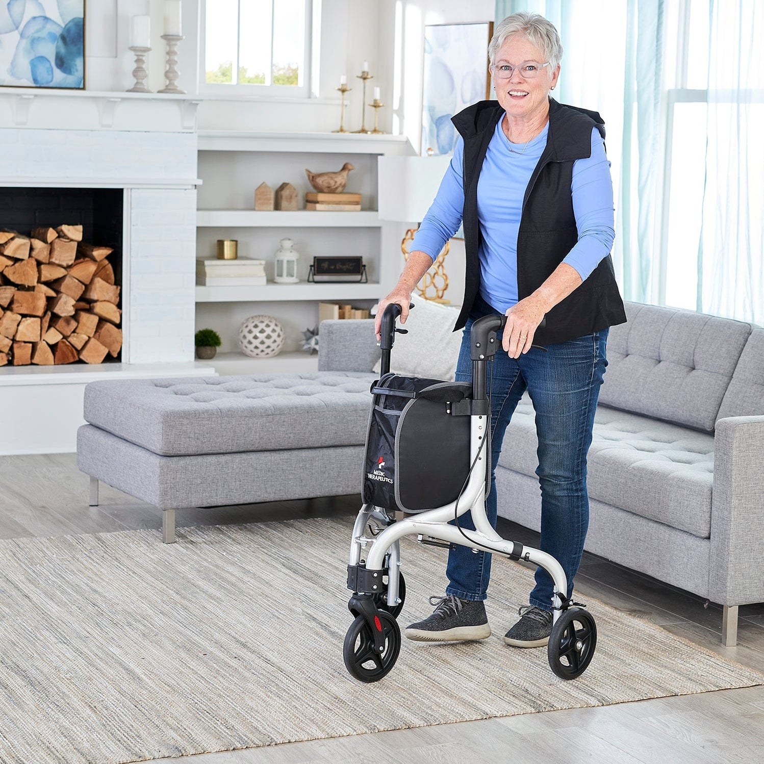 Lightweight Foldable 3-Wheel Rollator w/ Detachable Storage Bag — Medic ...
